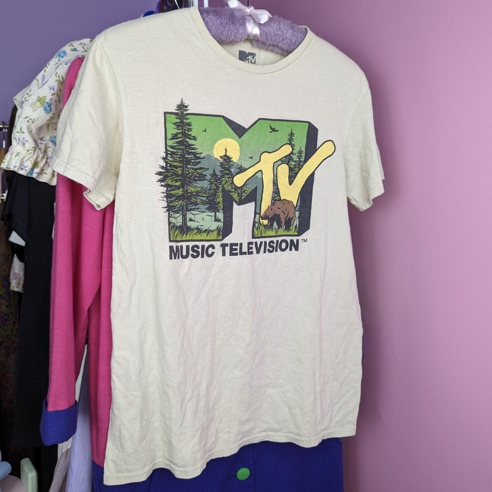 2022 Mtv Music Television Yellow Beige Forest & Bear … - Gem